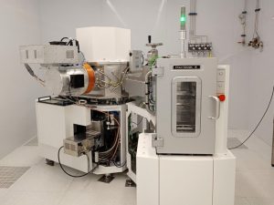 Sputtering cluster - Polyteknik Flextura 200 - PoliFab - Politecnico di ...